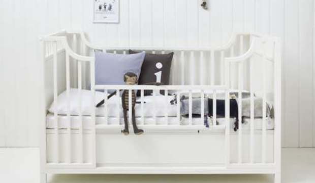 Muebles infantiles en color blanco